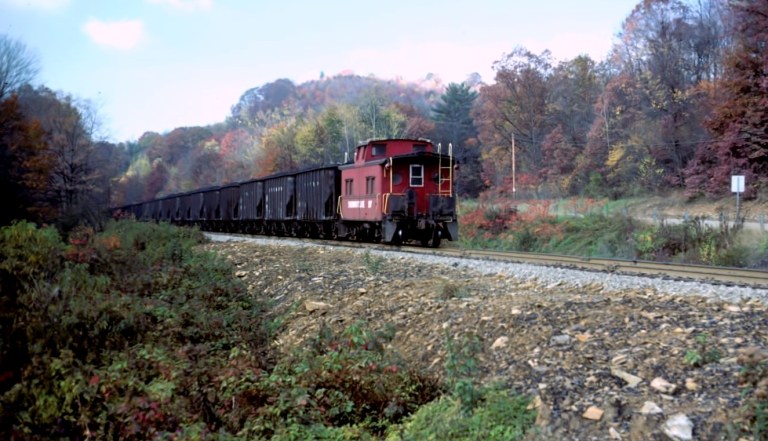 PITTSBURG & SHAWMUT – THE SHAWMUT LINE