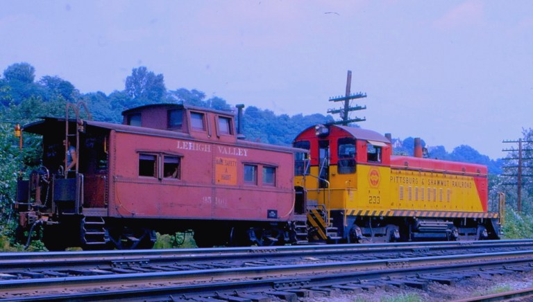 PITTSBURG & SHAWMUT – THE SHAWMUT LINE