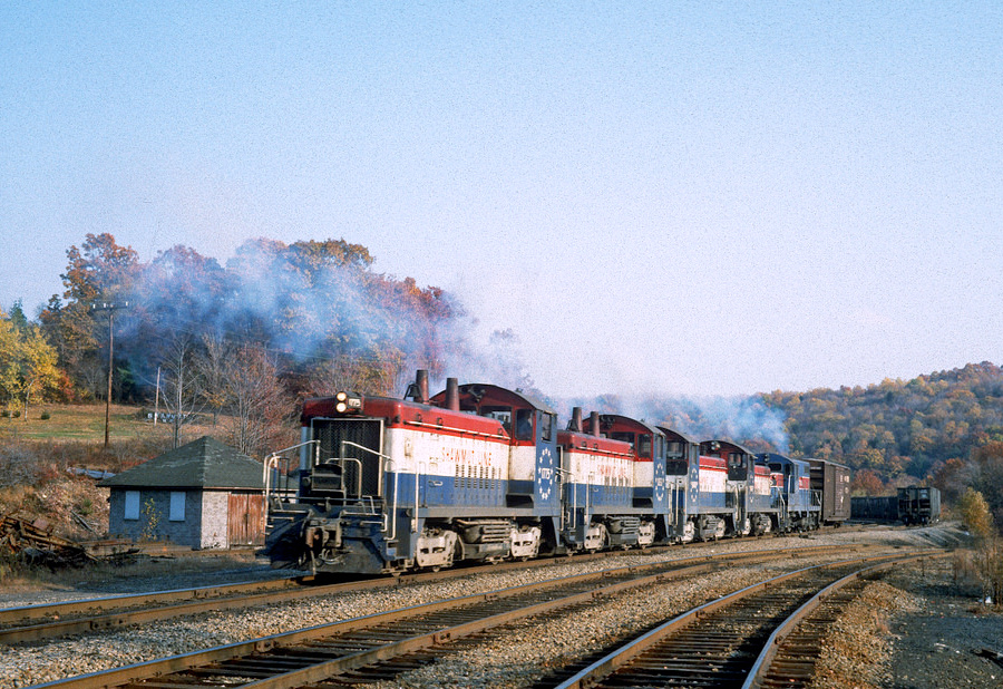 PITTSBURG & SHAWMUT – THE SHAWMUT LINE